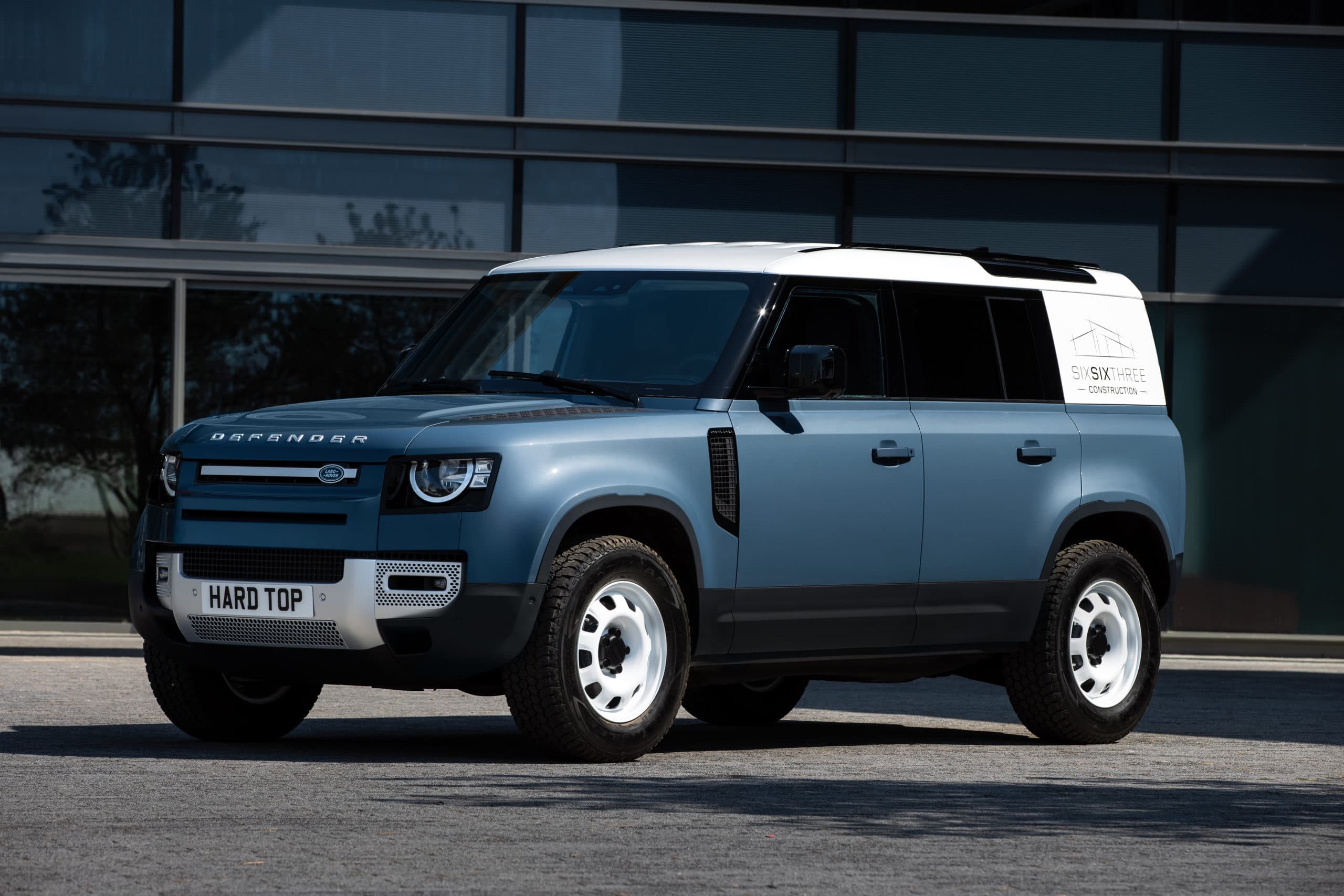 Land Rover Defender Hard Top, le retour du 4x4 utilitaire