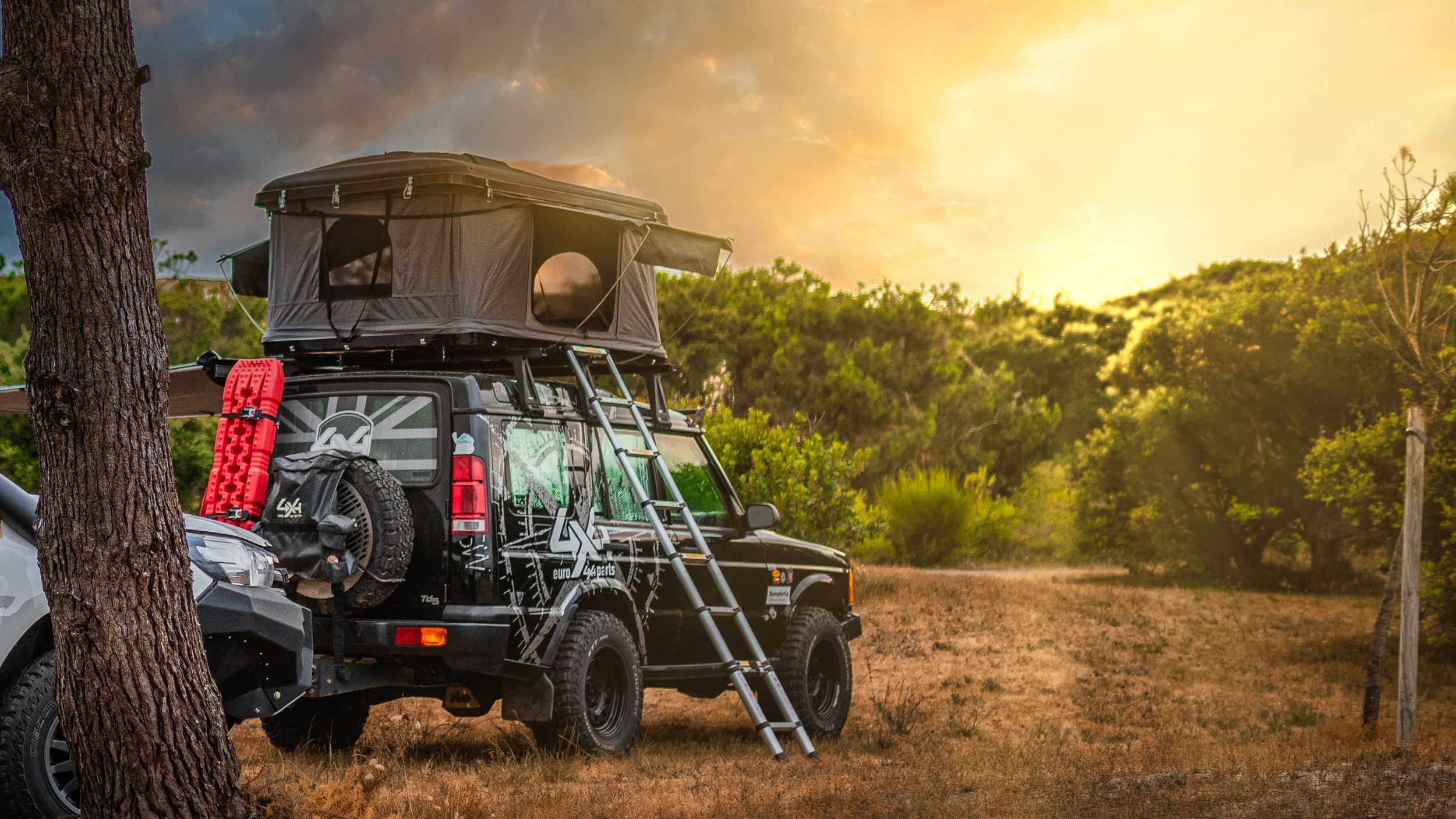 Euro 4x4 Parts nouvelles tentes de toit rigide - Generation 4x4 Magazine