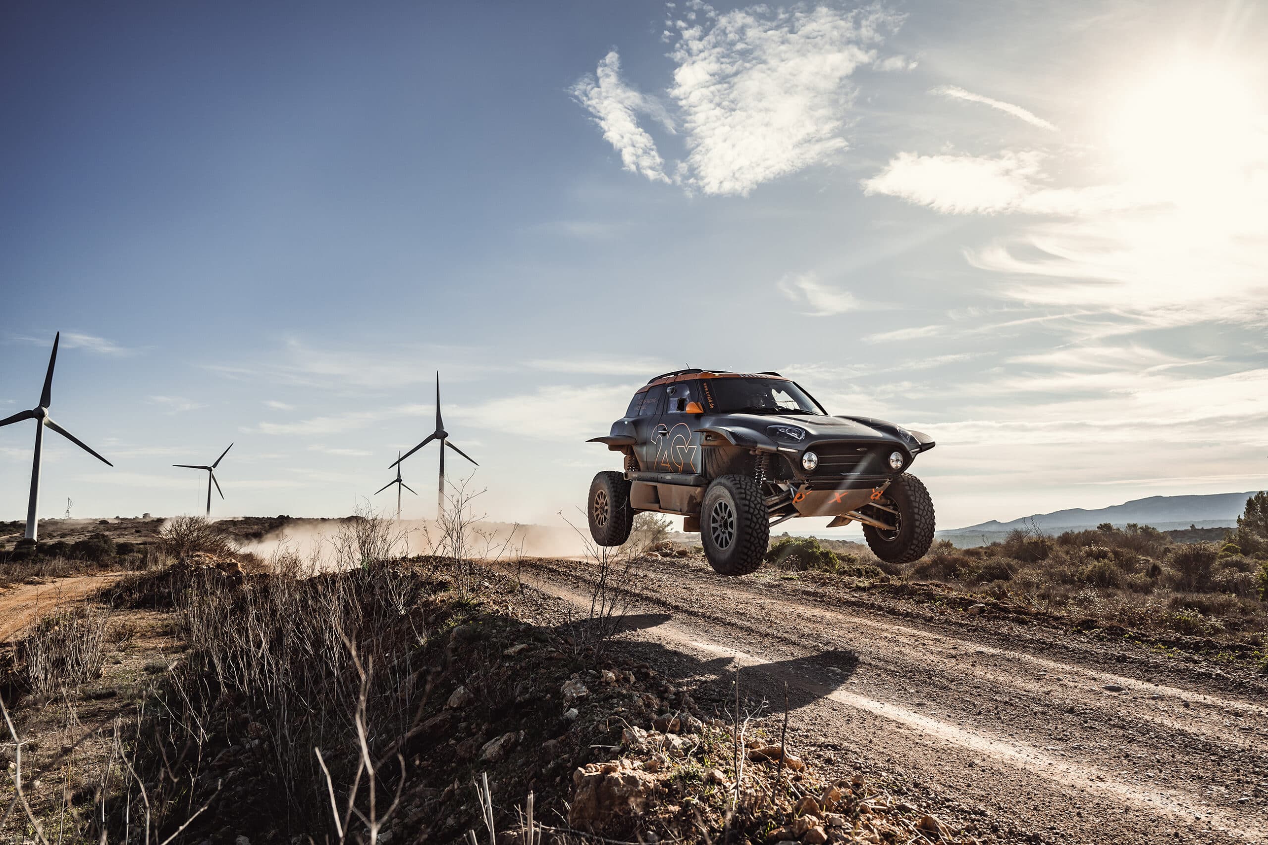X-raid Mini T1+ La MINI John Cooper Works Rally + roule au HVOMini ...